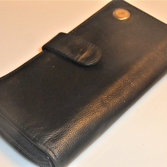 Walker Industries | Bags | Black Leather Wallet Walker Industries ...